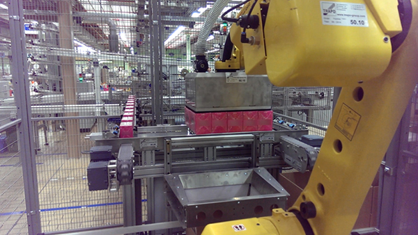 Robotic Case Packing: doosjes van 7 productielijnen automatisch inpakken